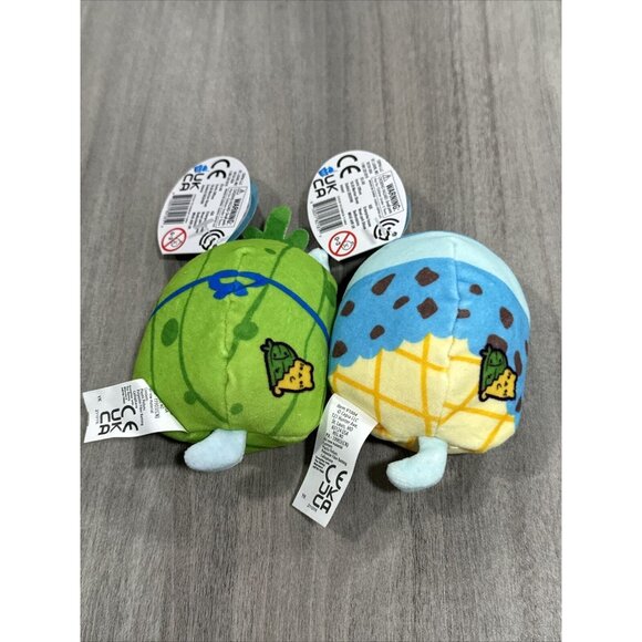 UKCA | Toys | Cats Vs Pickles Kittens Gherkins Lil Hankers 2 And Lil ...